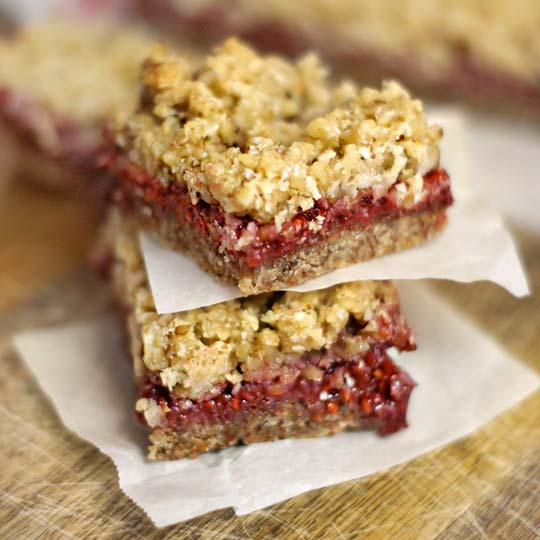 Raspberry Almond Bars (Grain-free, Dairy-free) - Detoxinista