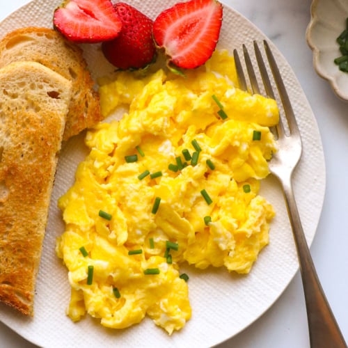 Cottage Cheese Scrambled Eggs - Detoxinista